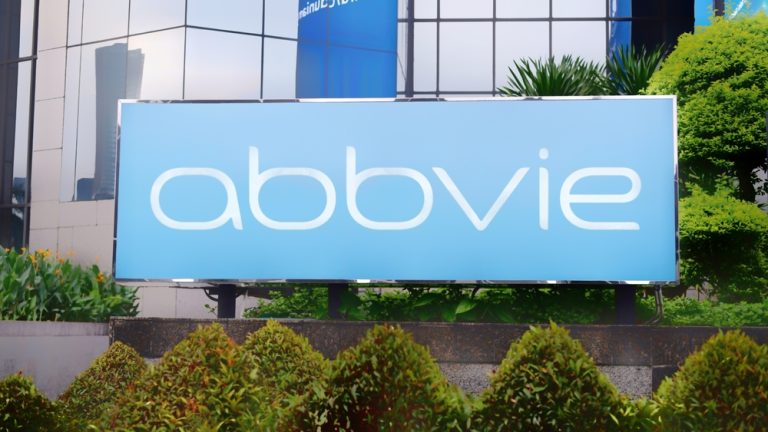 AbbVie Stock: Is ABBV Outperforming the Healthcare Sector? – Share Watch