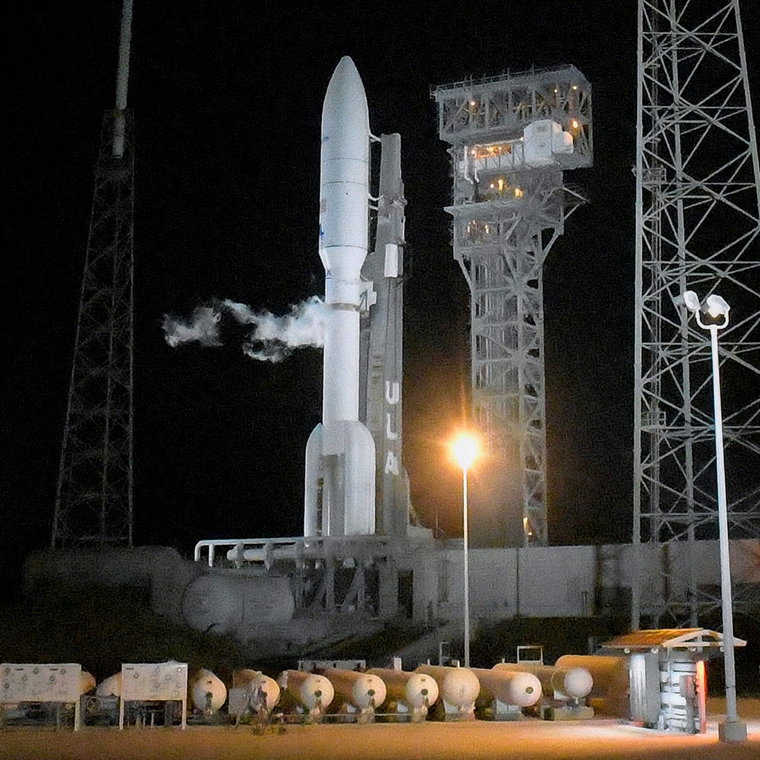 Amazon to Launch First Project Kuiper Internet Satellites: What to Know ...